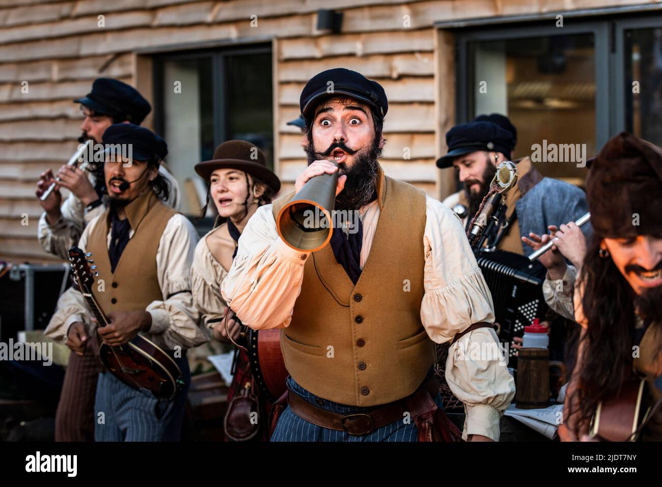 The Old Time Sailors performing at the Newquay Orchard amphitheatre in Cornwall Stock Photo - Alamy