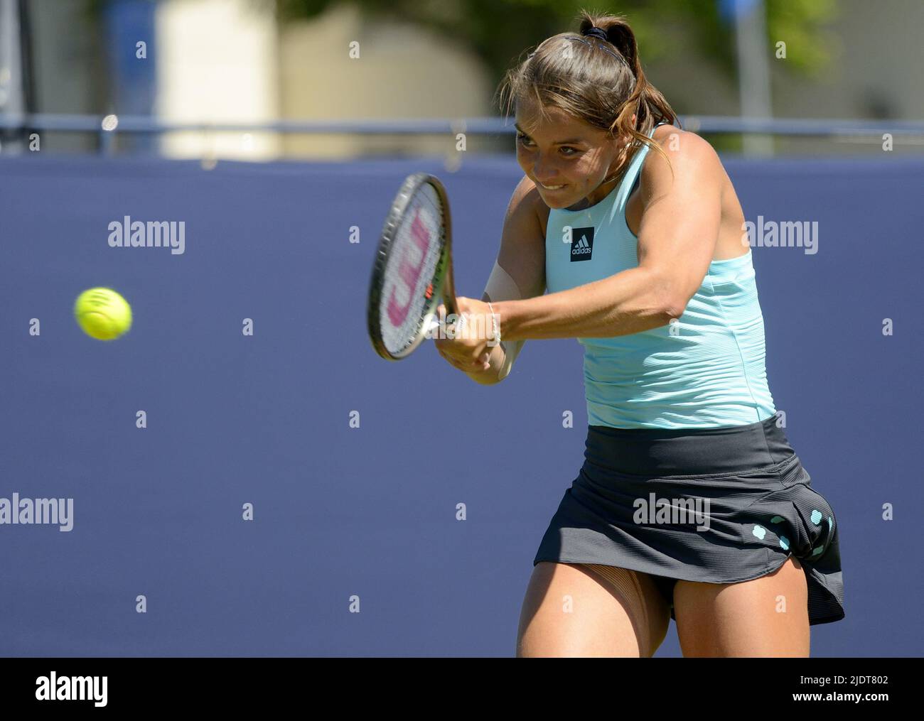 Jodie Burrage (GB) playing at the Rothesay International Tennis ...
