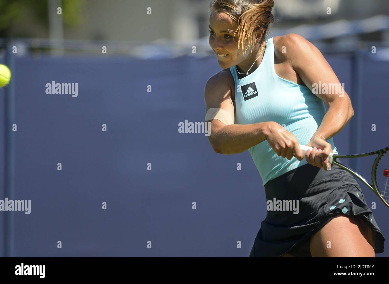 Jodie Burrage (GB) playing at the Rothesay International Tennis ...