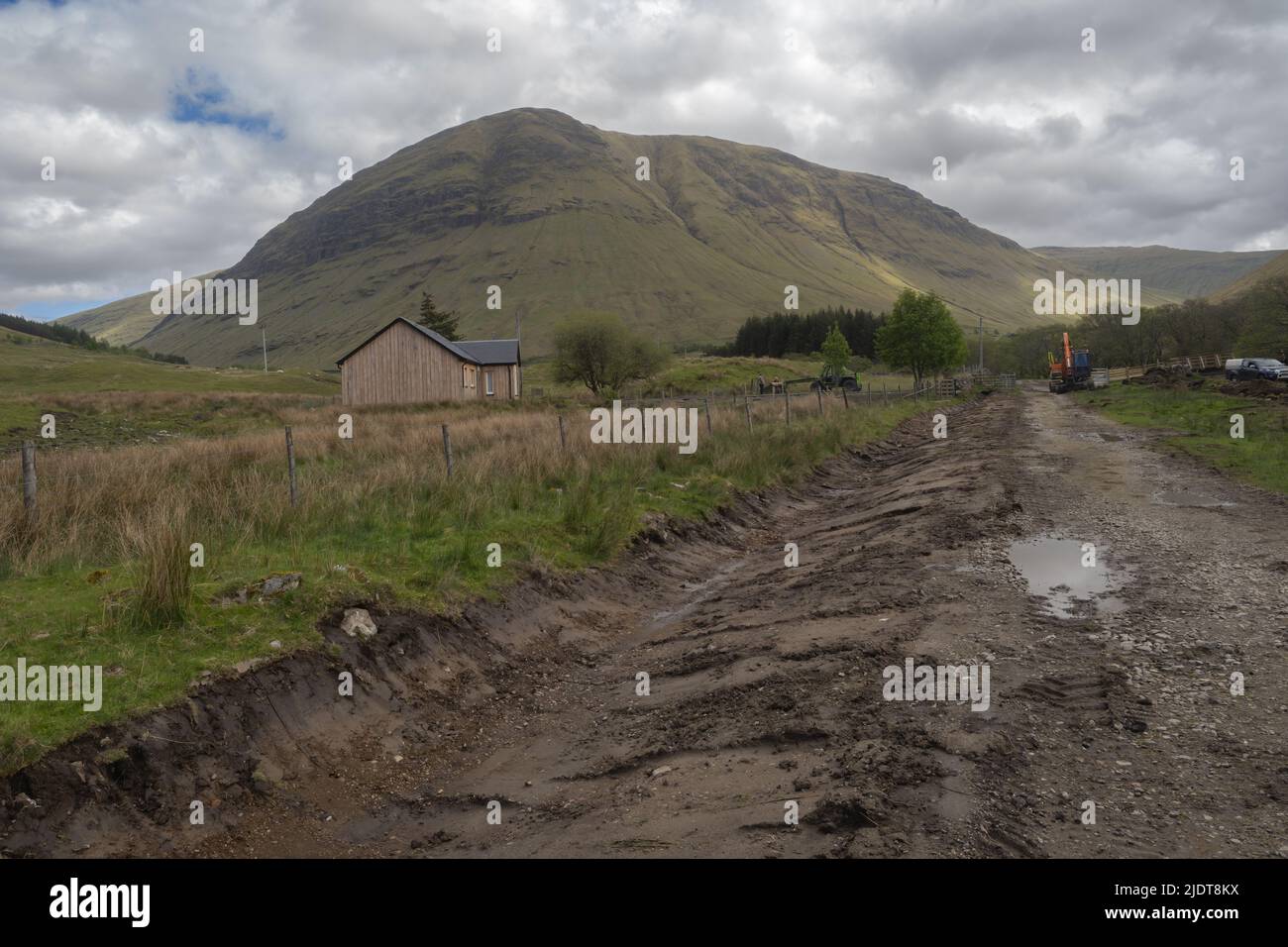 The West Highland Way is a linear long distance footpath in Scotland ...