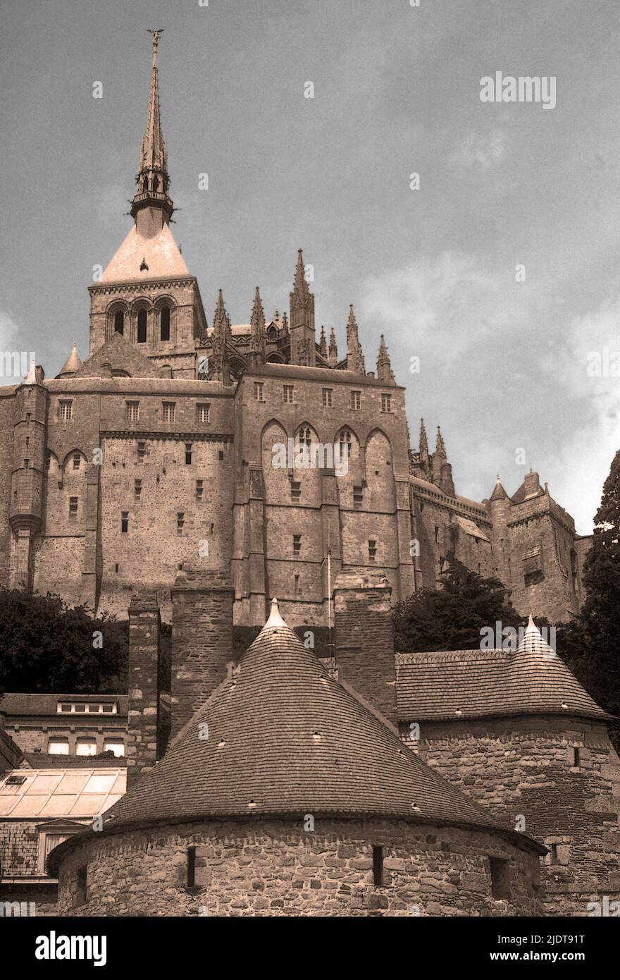 Mont Saint-Michel: detail of the fortified abbey Stock Photo - Alamy