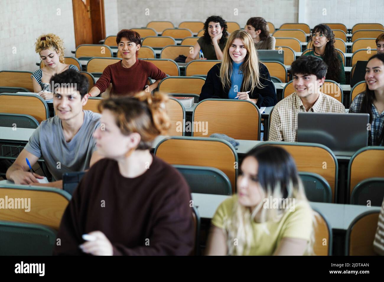 Hispanic classroom students laptop hi-res stock photography and images ...