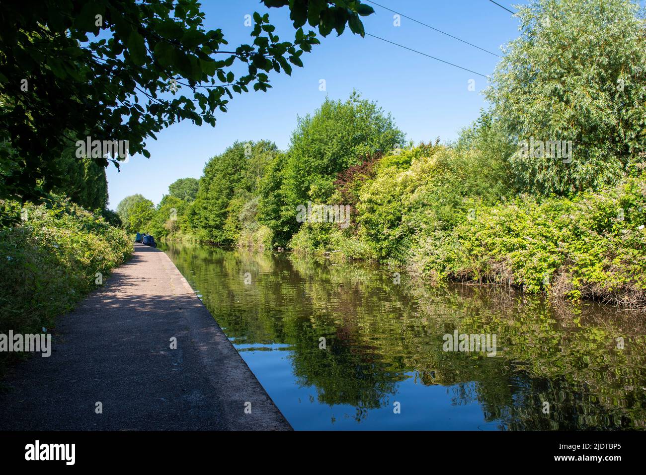 A sunny summer day on the Nottingham and Beeston Canal, Nottinghamshire ...