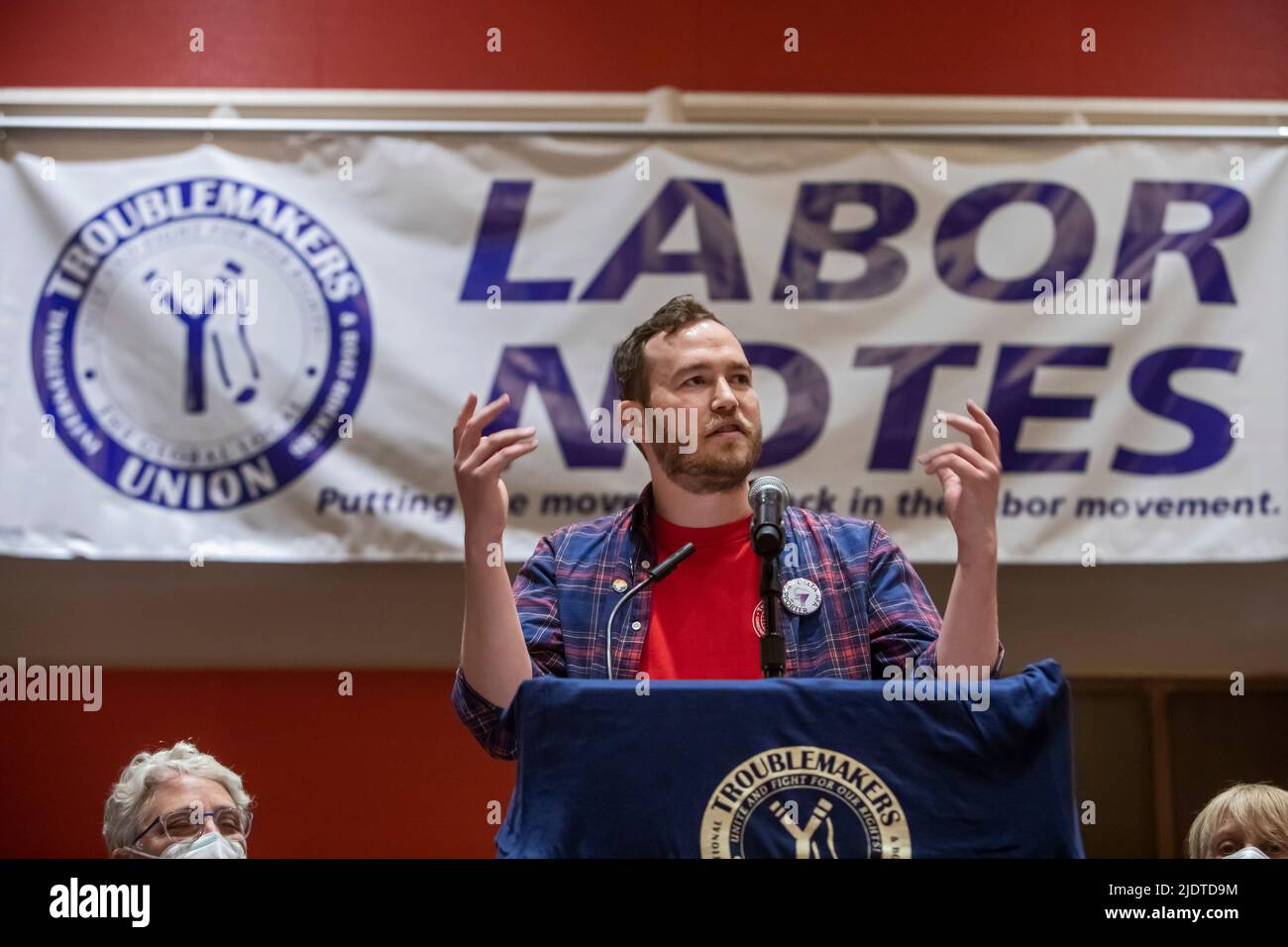 Chicago, Illinois - Jon Schleuss. president of the NewsGuild, speaks ...