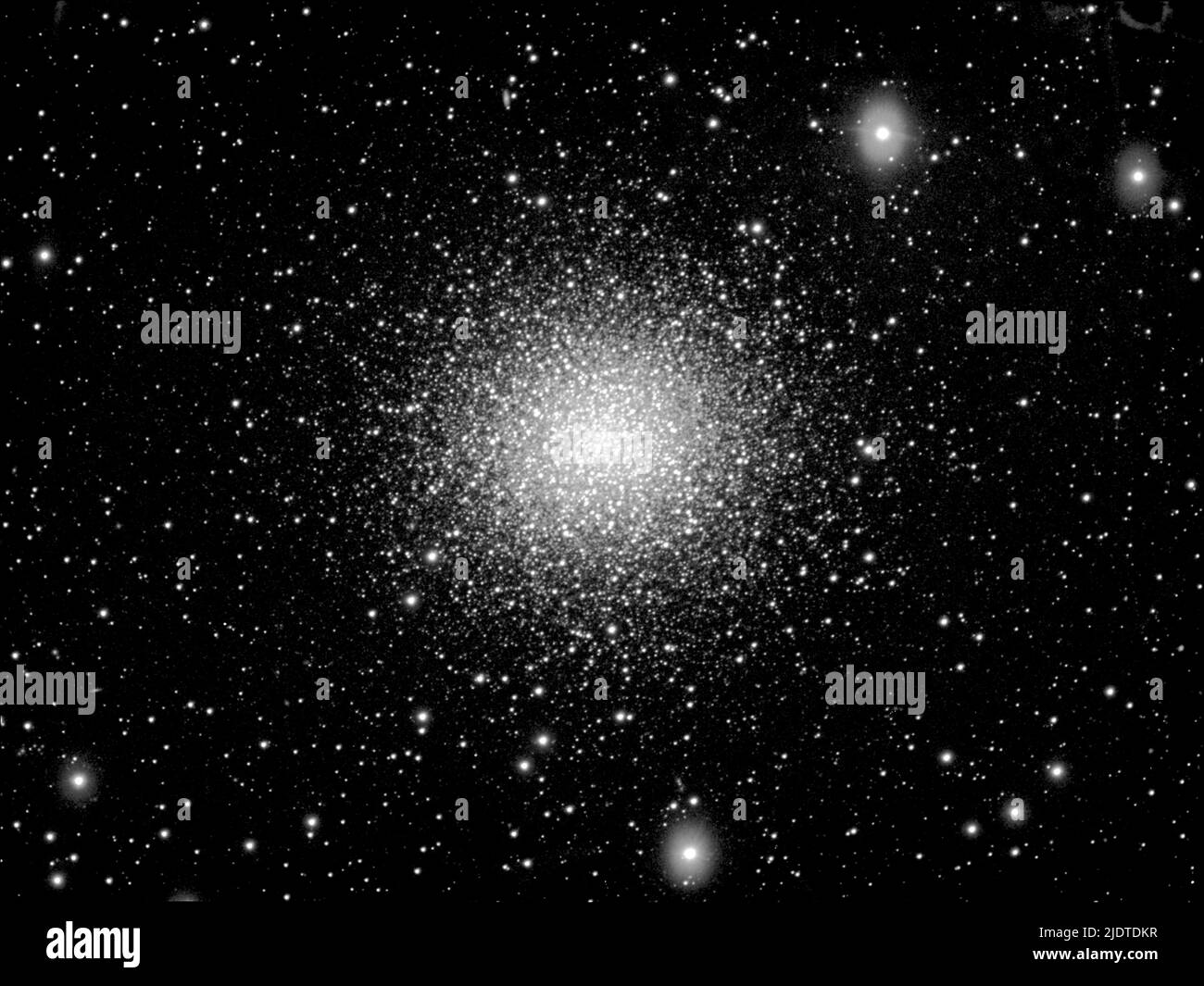 Messier globular cluster in constellation Black and White Stock Photos & Images - Alamy