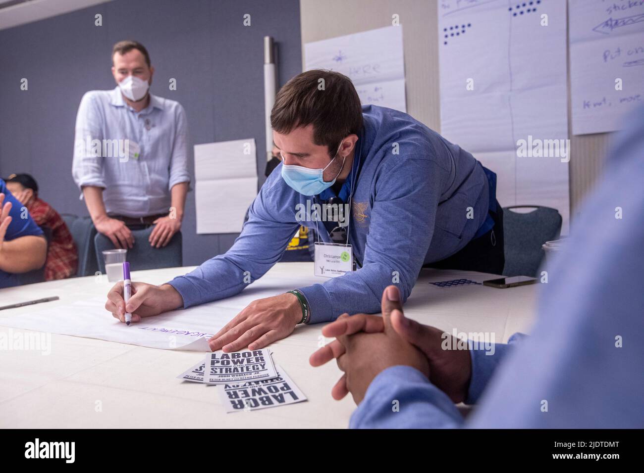 Chicago, Illinois - Workers discuss running for union office at the ...