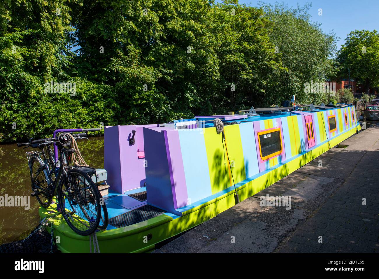 A colourful boat on the Nottingham and Beeston Canal, Nottinghamshire ...