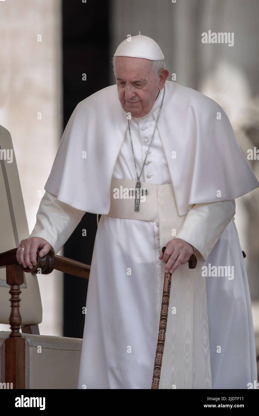 Pope francisco stick hi-res stock photography and images - Alamy
