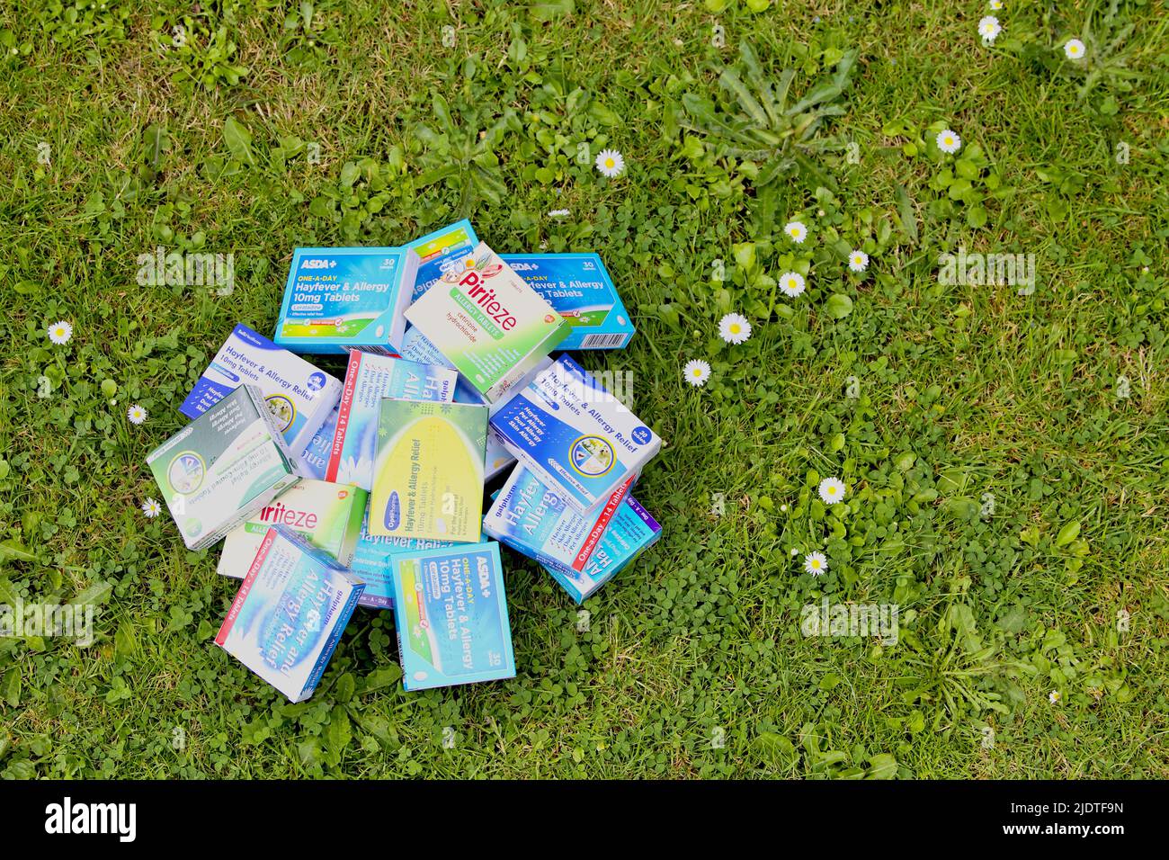 A Variety of Allergy and Hayfever Tablets Stock Photo - Alamy