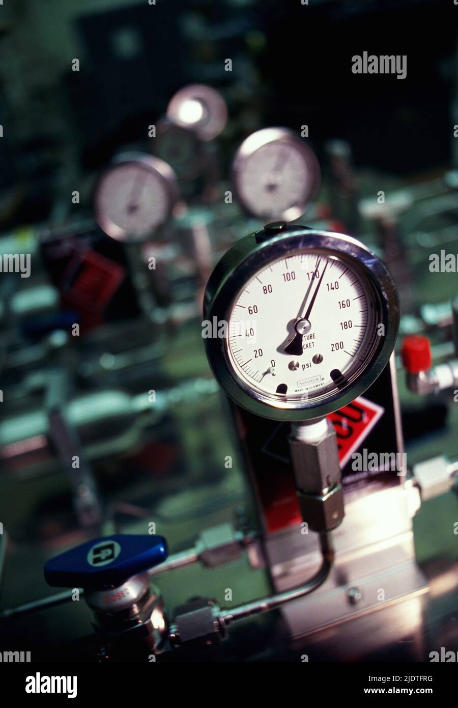 Psi gauges measuring oxygen levels Stock Photo - Alamy
