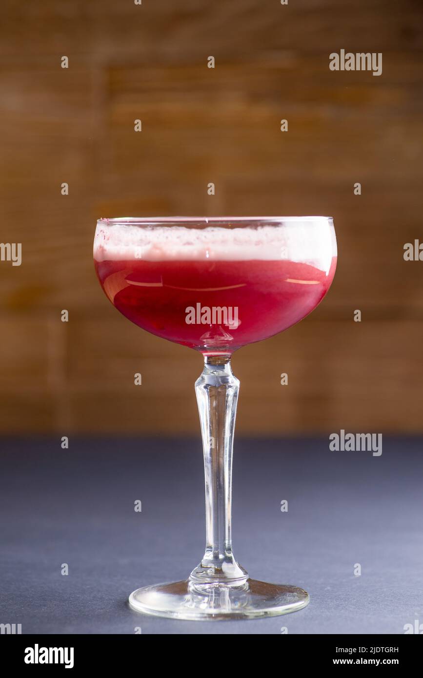 Manhattan cocktail ingredients hi-res stock photography and images - Alamy