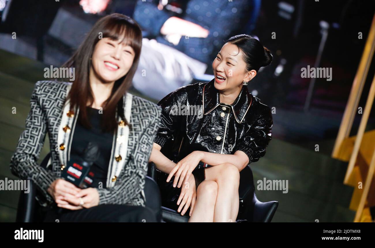 Kim Yun-Jin and Jang Yoon-Ju, June 22, 2022 : Kim Yun-Jin (L) and Jang ...