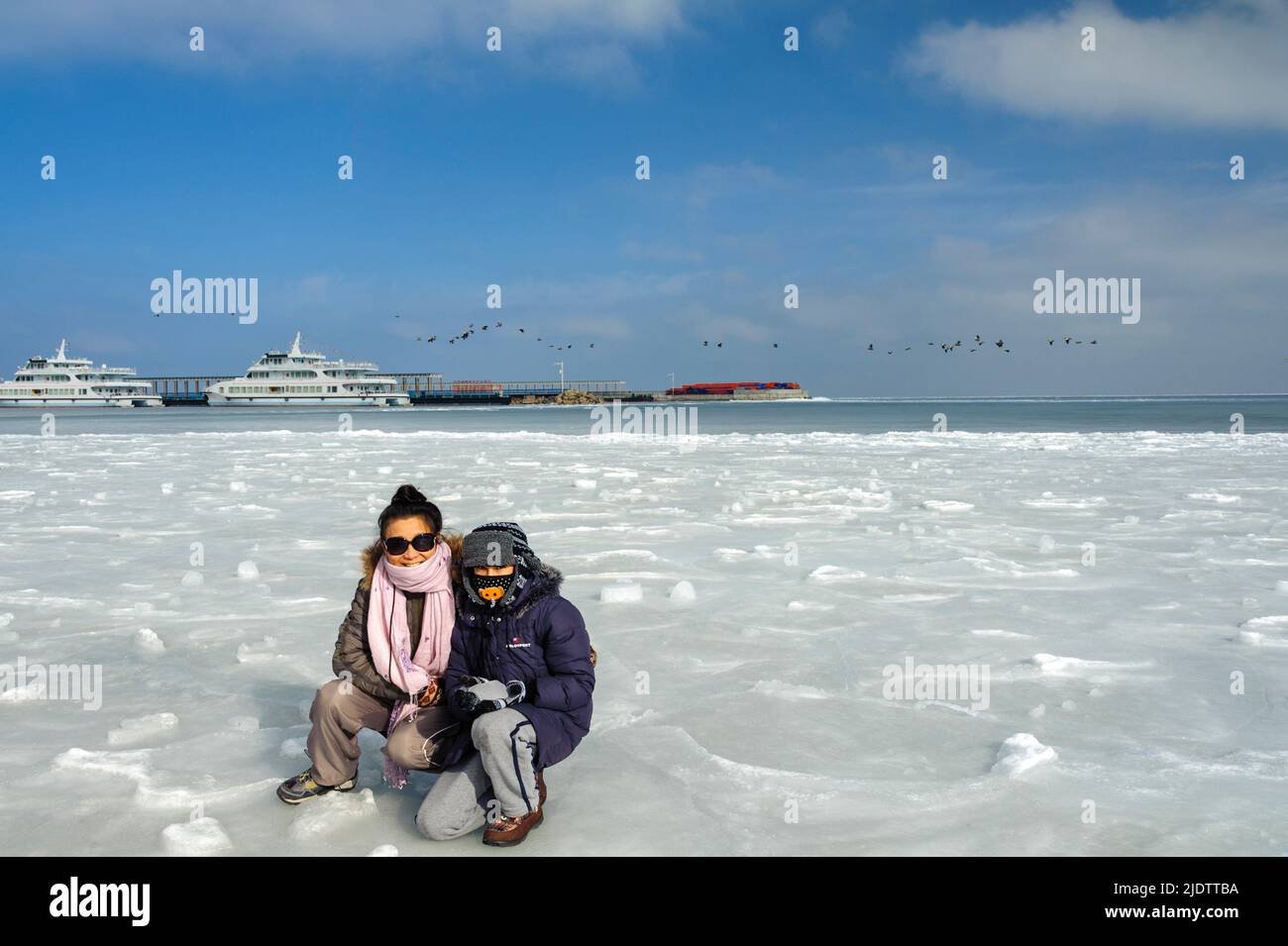 Winter frozen scenery of the Qinghai Lake, China's largest inland ...