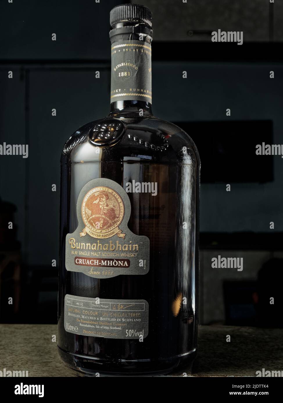 06 21 2022 Old Bottel of Bunnahabhain Cruach-Mhona, Old Bottling Studio ...