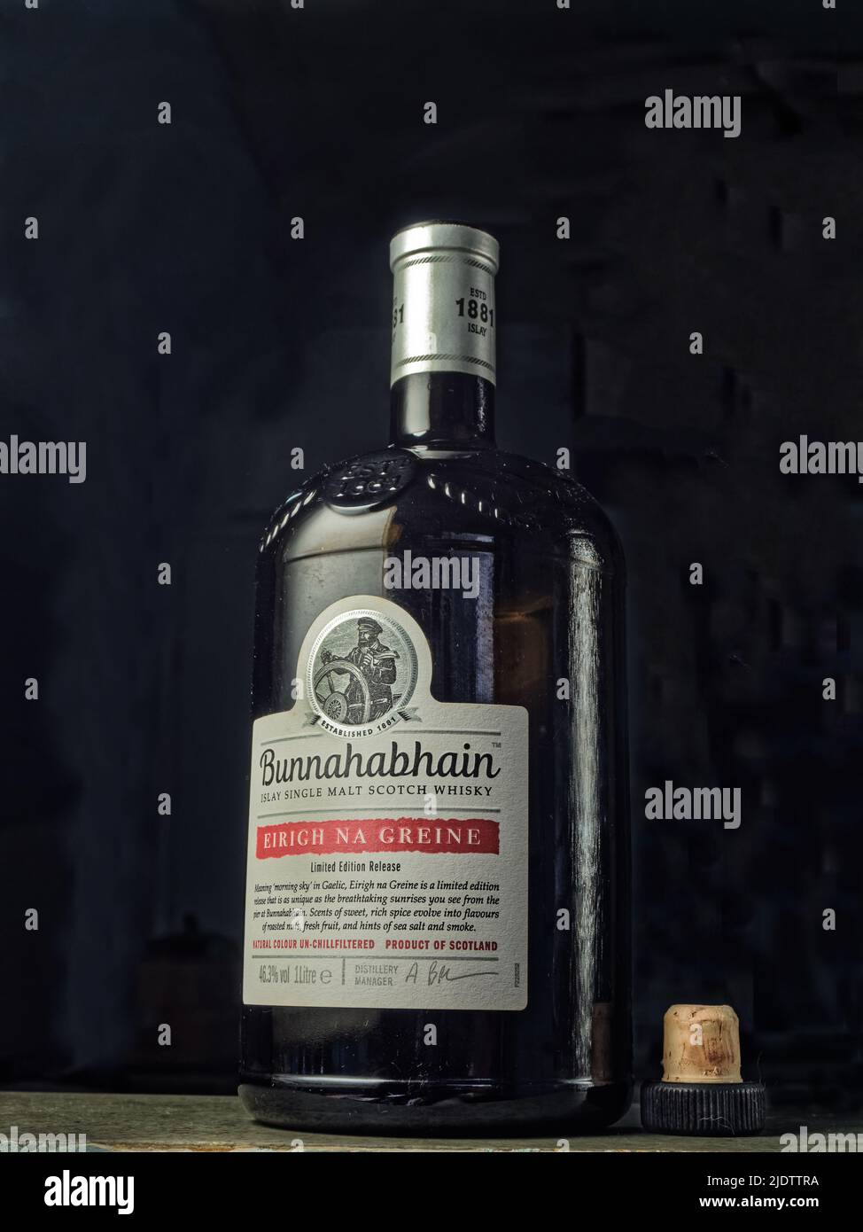 06 21 2022 Old Bottel of Bunnahabhain Cruach-Mhona, Old Bottling Studio ...