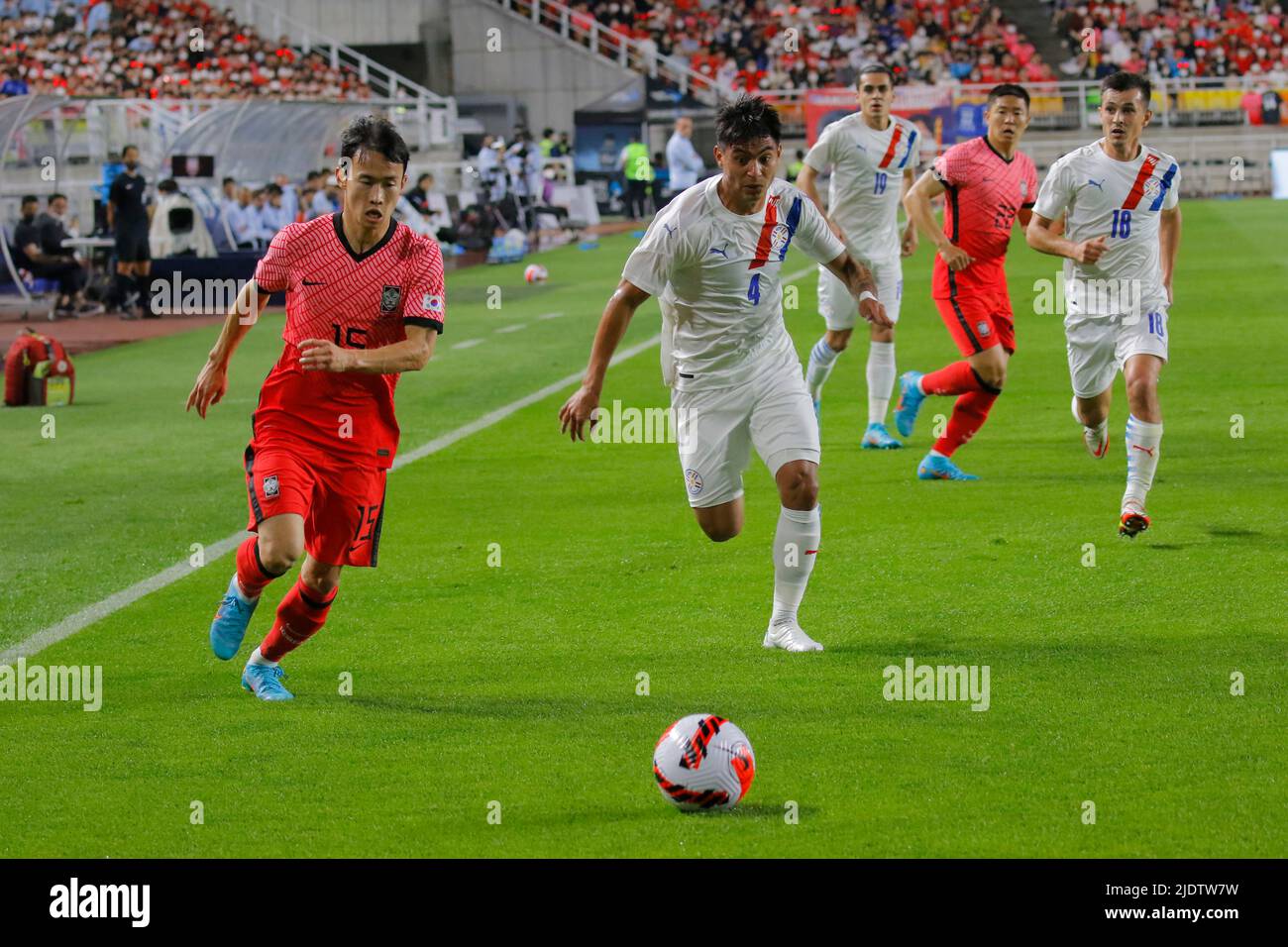 South korea vs paraguay hi-res stock photography and images - Alamy