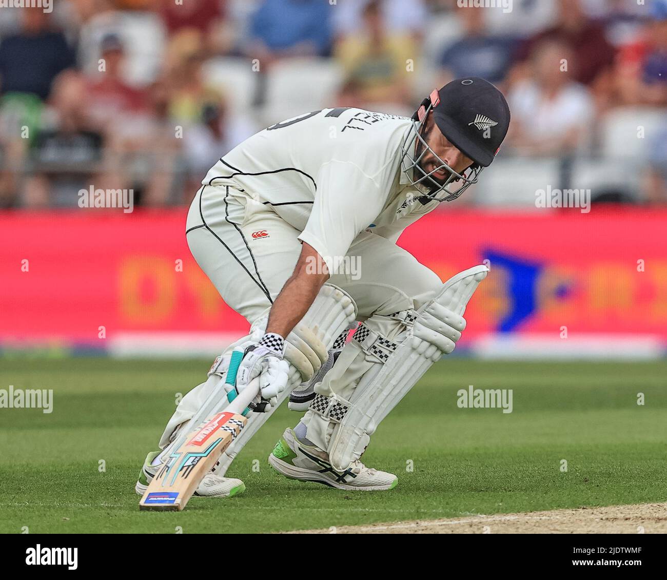 Daryl Mitchell of New Zealand makes two runs Stock Photo - Alamy