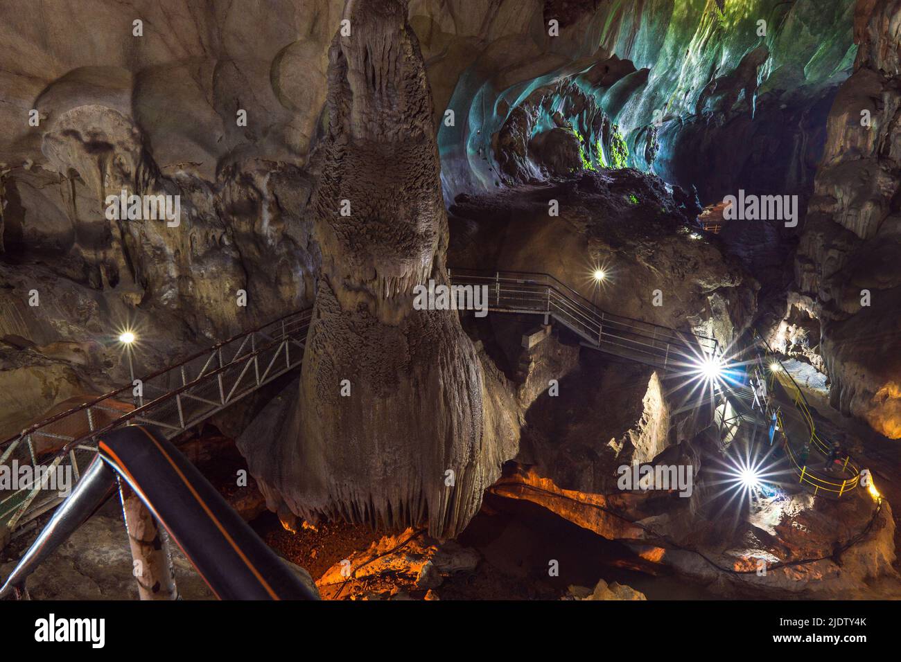 Gua tempurung caves hi-res stock photography and images - Alamy