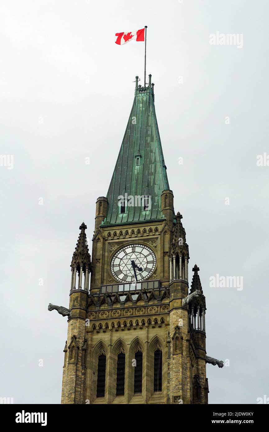 Peace Tower, Tour de la Paix, Centre Block, Parliament Hill, Ottawa ...