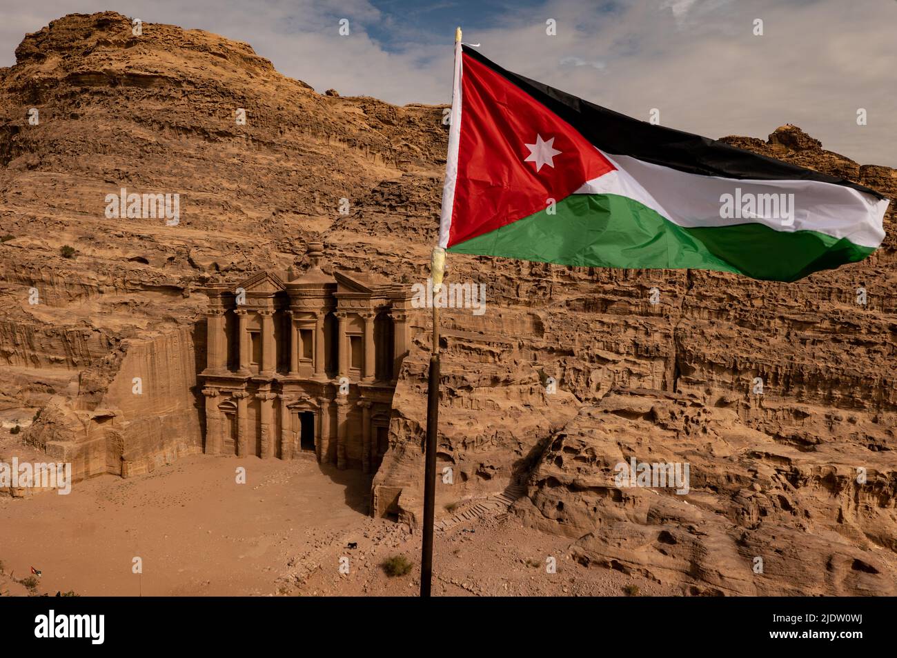 Petra ancient city architecture, Jordan flag Stock Photo - Alamy