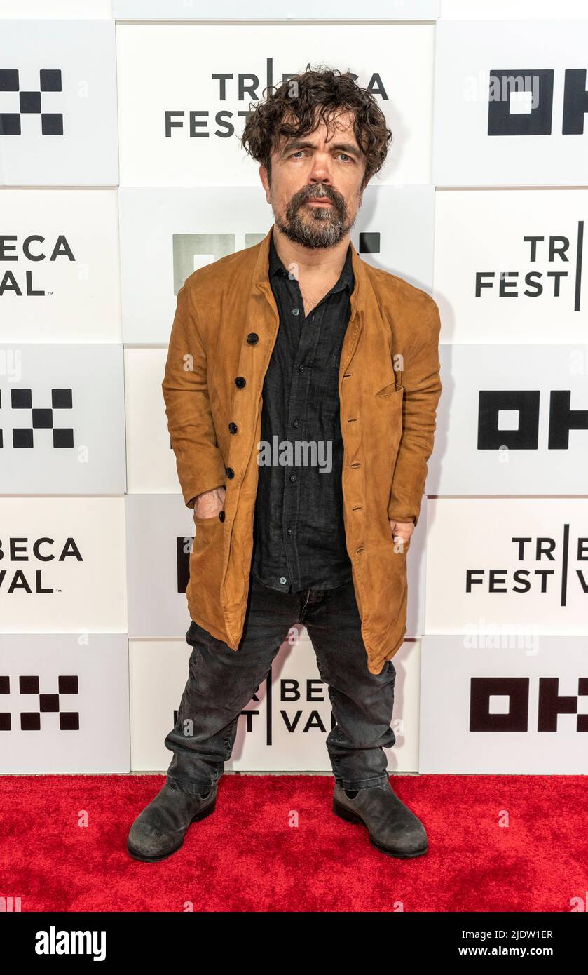 Peter dinklage 2022 hi-res stock photography and images - Alamy