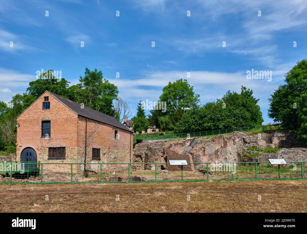 Wrexham city centre hi-res stock photography and images - Alamy