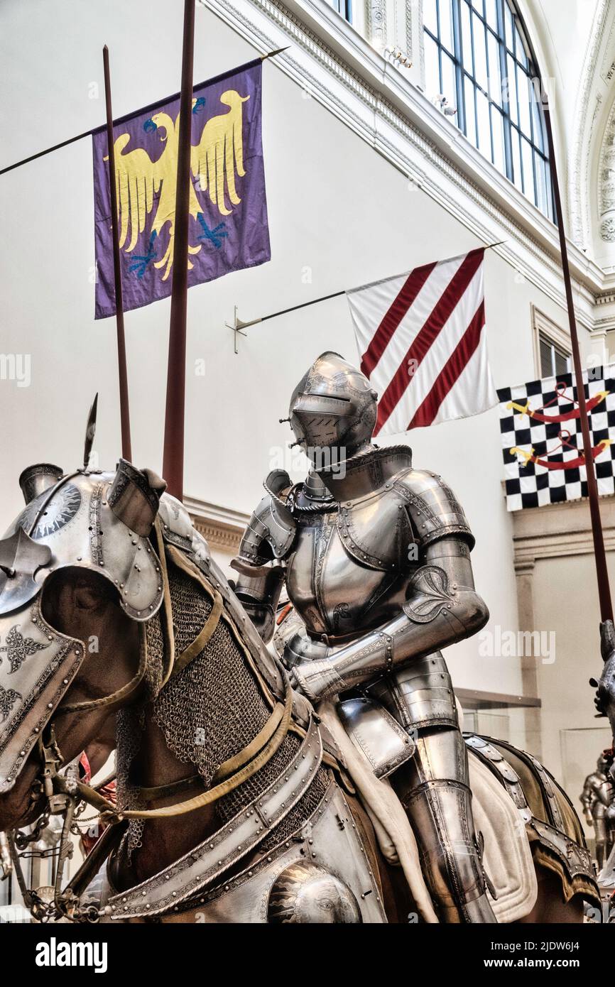 The Metropolitan Museum of Art Arms and Armor exhibit is a popular ...