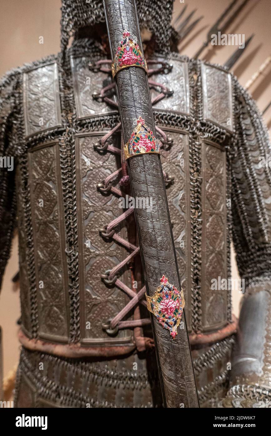 The Metropolitan Museum of Art "Arms and Armor" exhibit is a popular ...