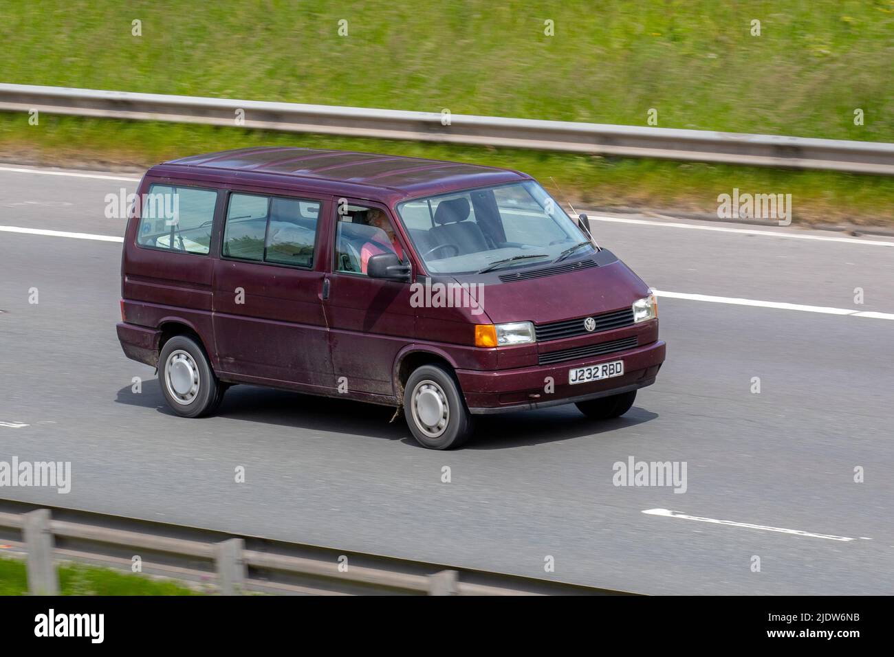 1992 90s nineties red VW Volkswagen Caravelle MPV transporter 2459cc ... 1992 90s nineties red VW Volkswagen Caravelle MPV transporter 2459cc ...