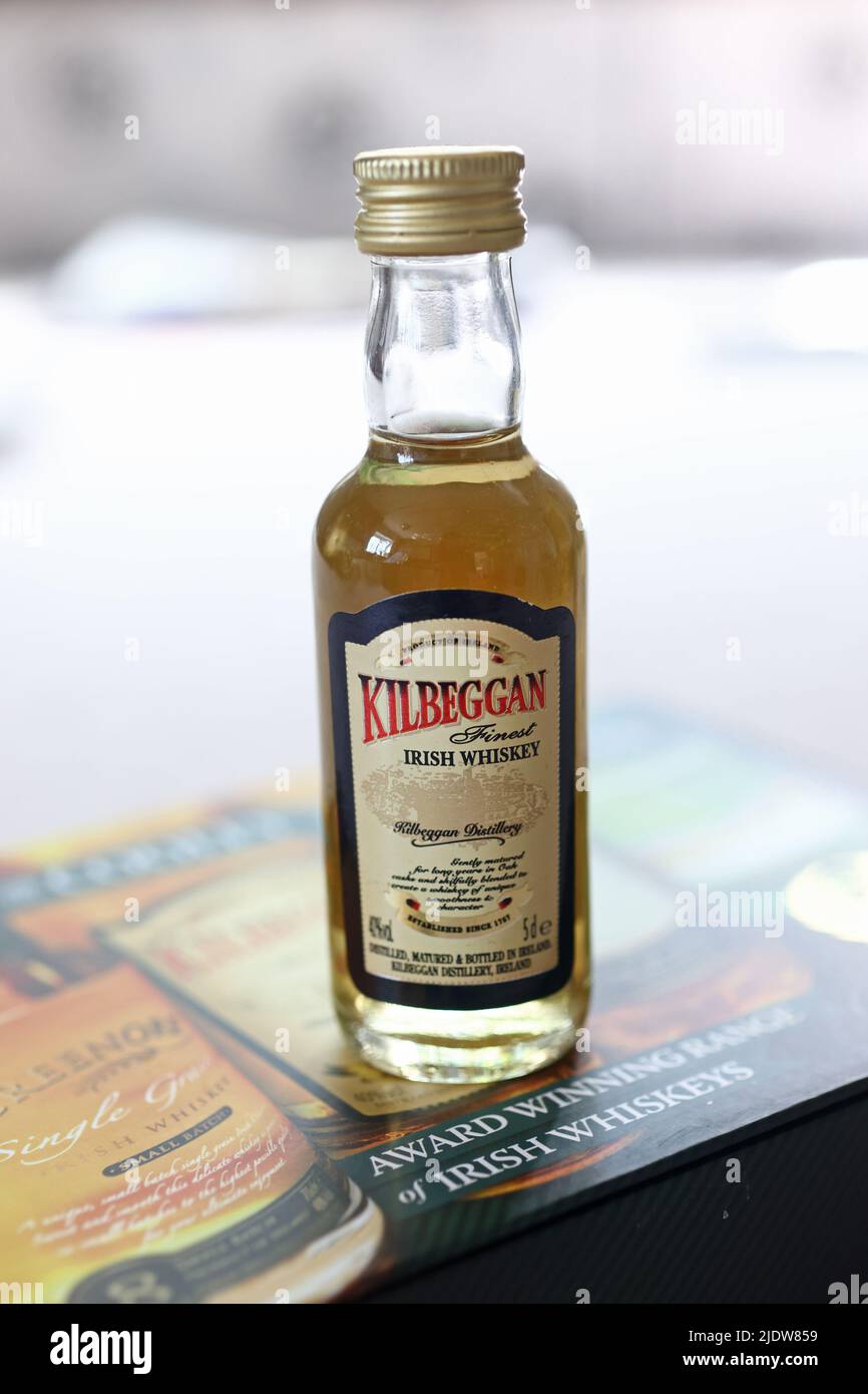 Beam suntory logo hi-res stock photography and images - Alamy