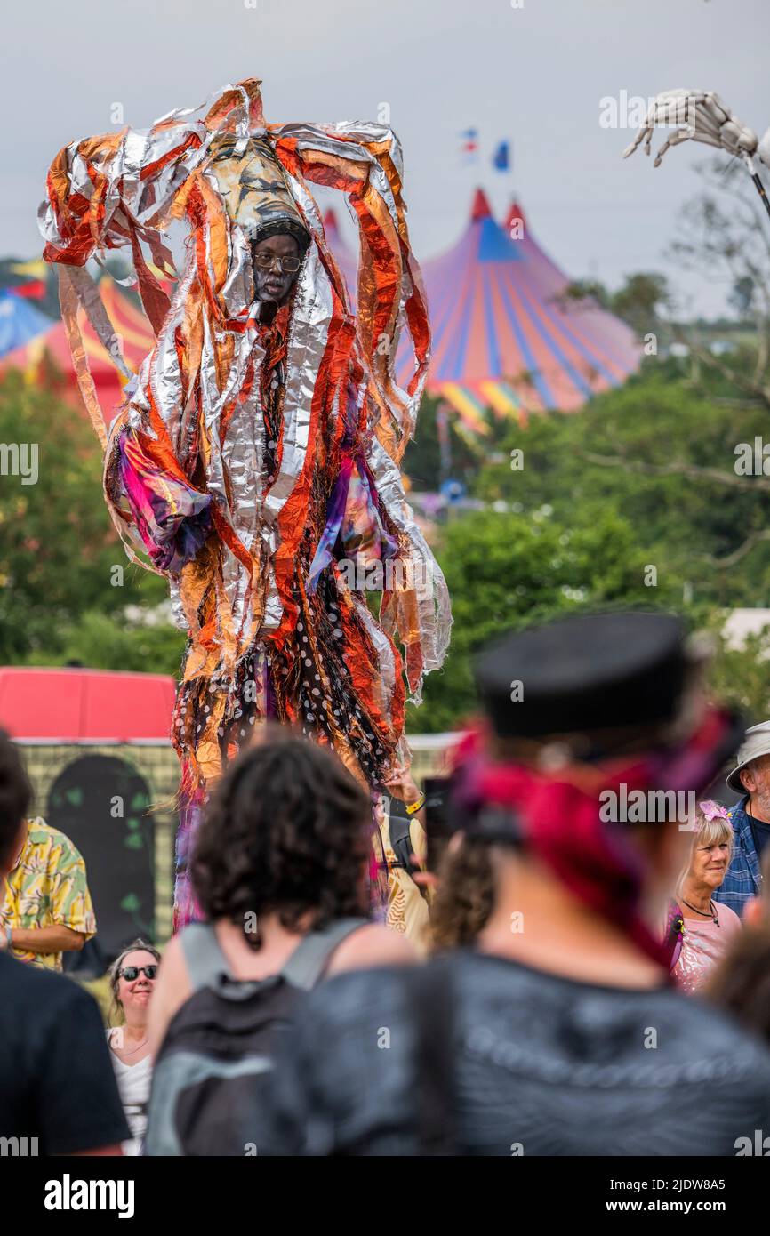 Glastonbury, UK. 23rd June, 2022. Perfomers parade to highlight the ...