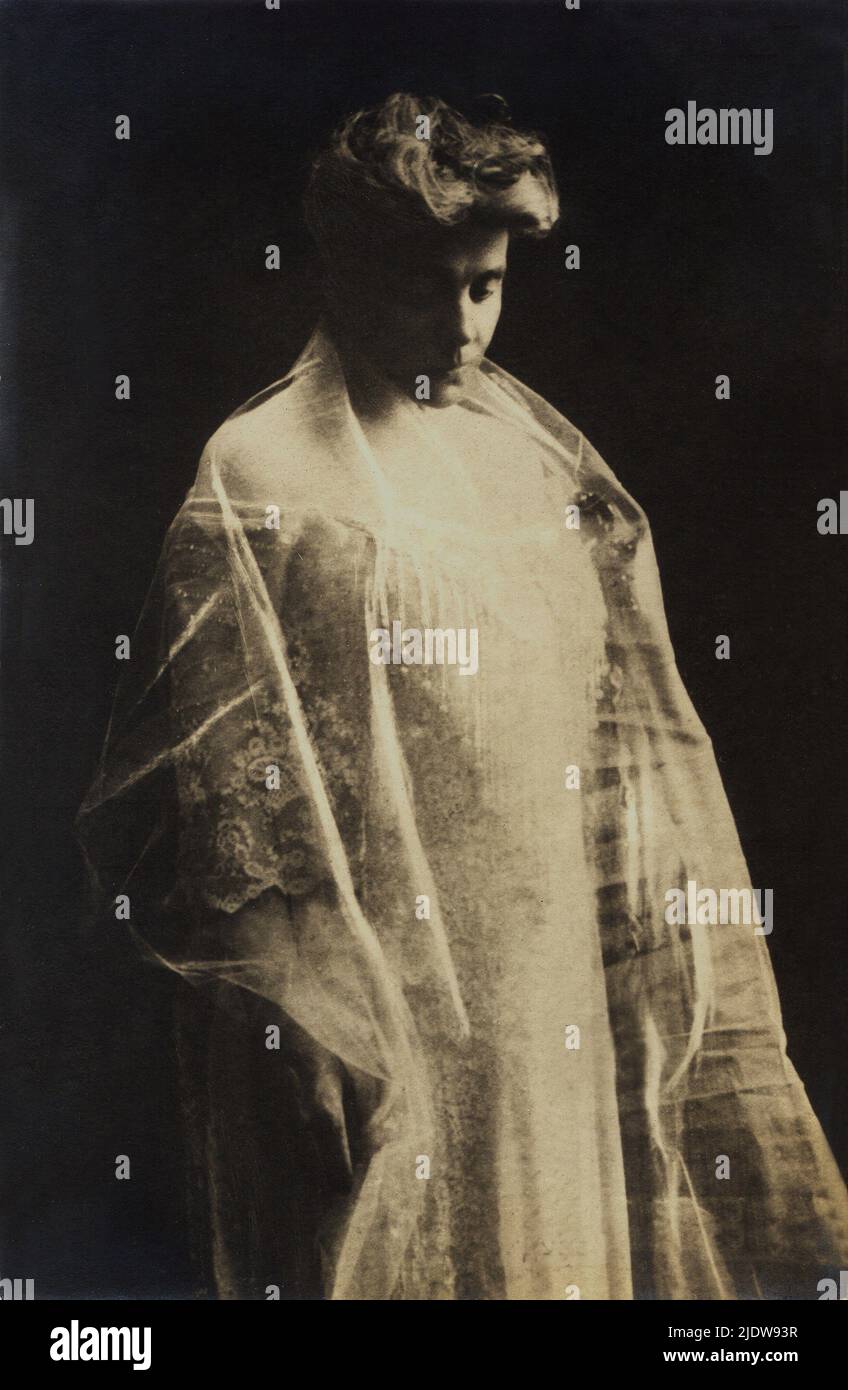 1895 ca., ITALY : The most celebrated italian actress ELEONORA DUSE ...