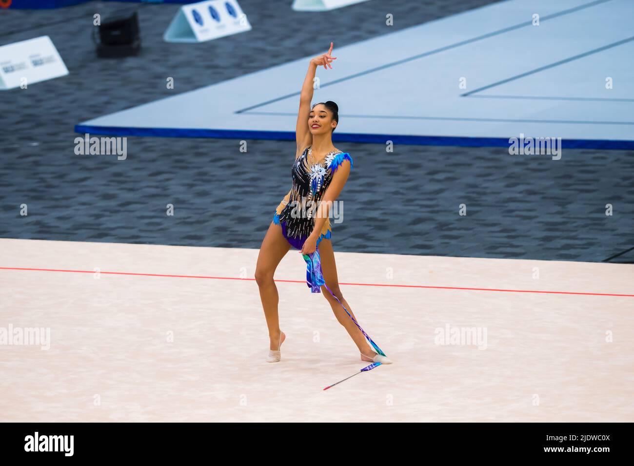 New Zealand Senior International Rhythmic Gymnast, Laylah Waggie ...