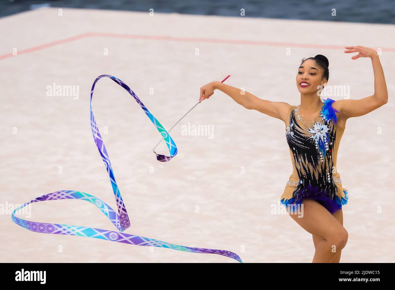 New Zealand Senior International Rhythmic Gymnast, Laylah Waggie ...