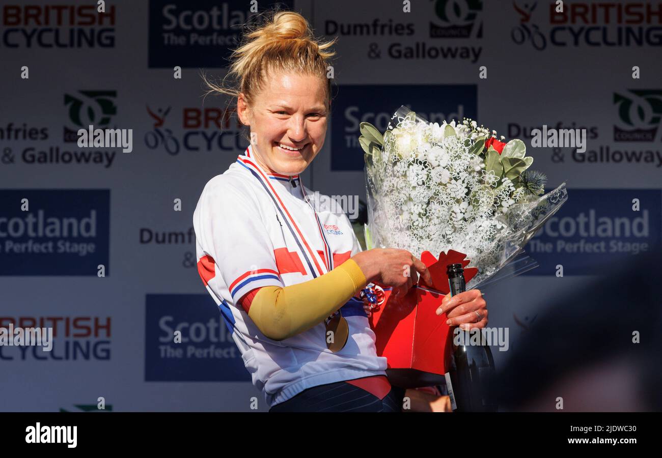 Joscelin Lowden on the podium with gold in the 2022 British Women's ...