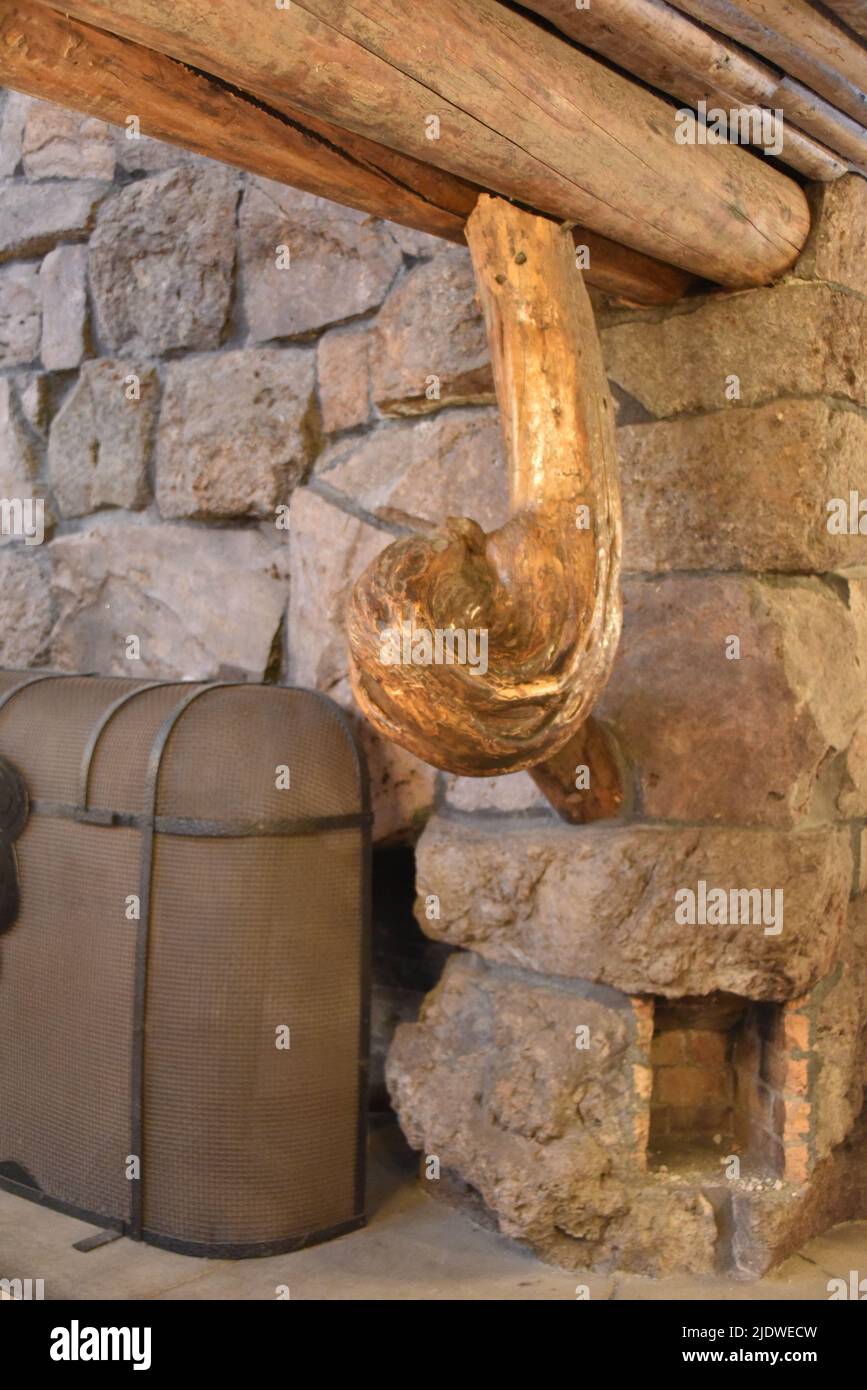 Yellowstone National Park USA 5/21-24/2022. Old Faithful Inn grand ...