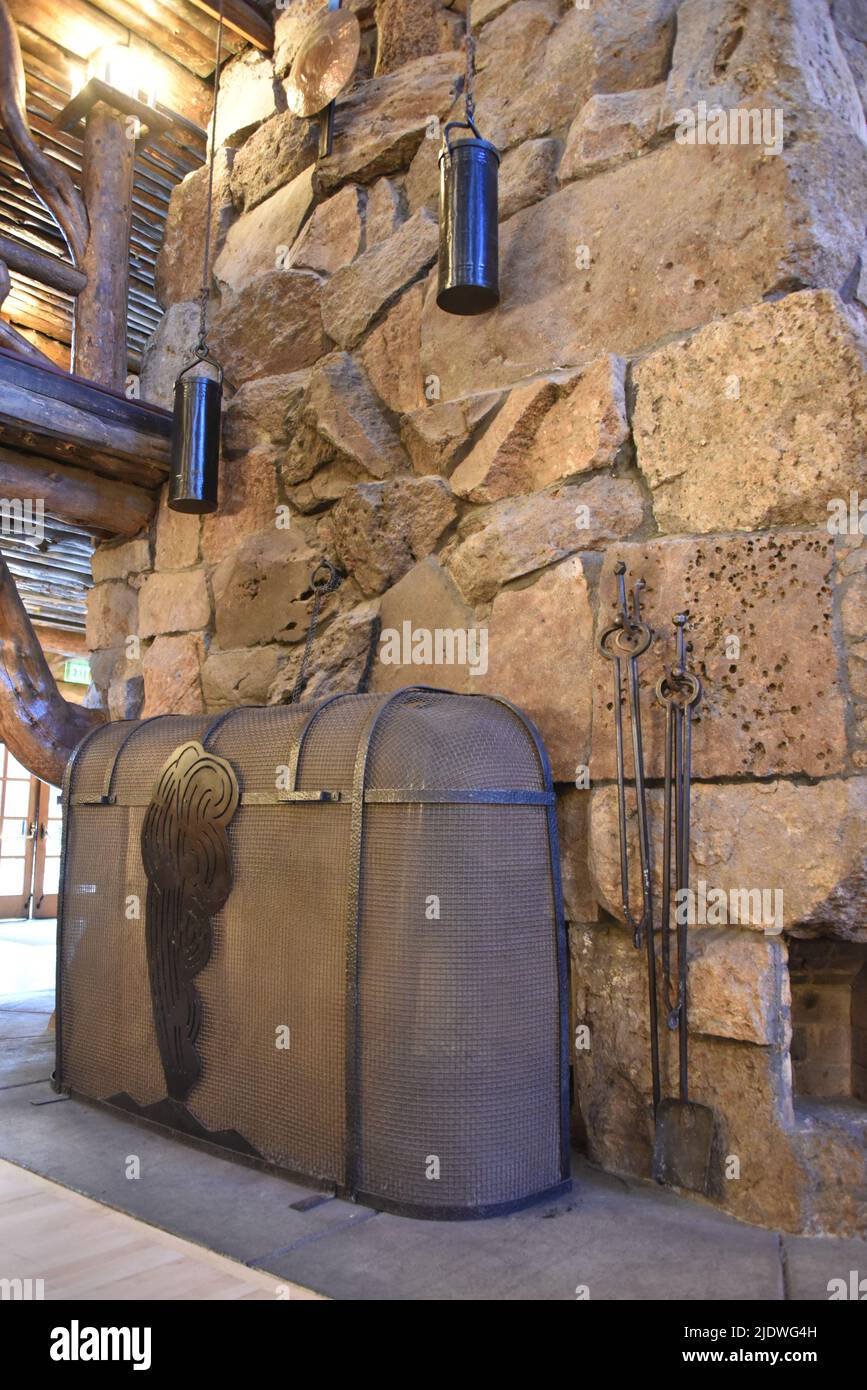 Yellowstone National Park USA 5/21-24/2022. Old Faithful Inn grand ...