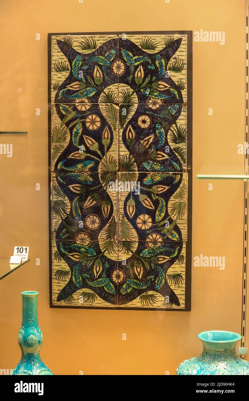 Hand painted ceramic tiles hi-res stock photography and images - Alamy