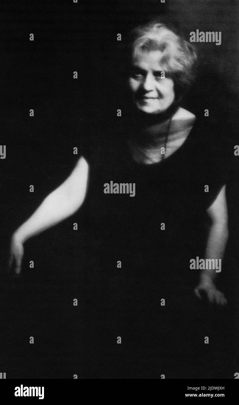 Negri milano hi-res stock photography and images - Alamy