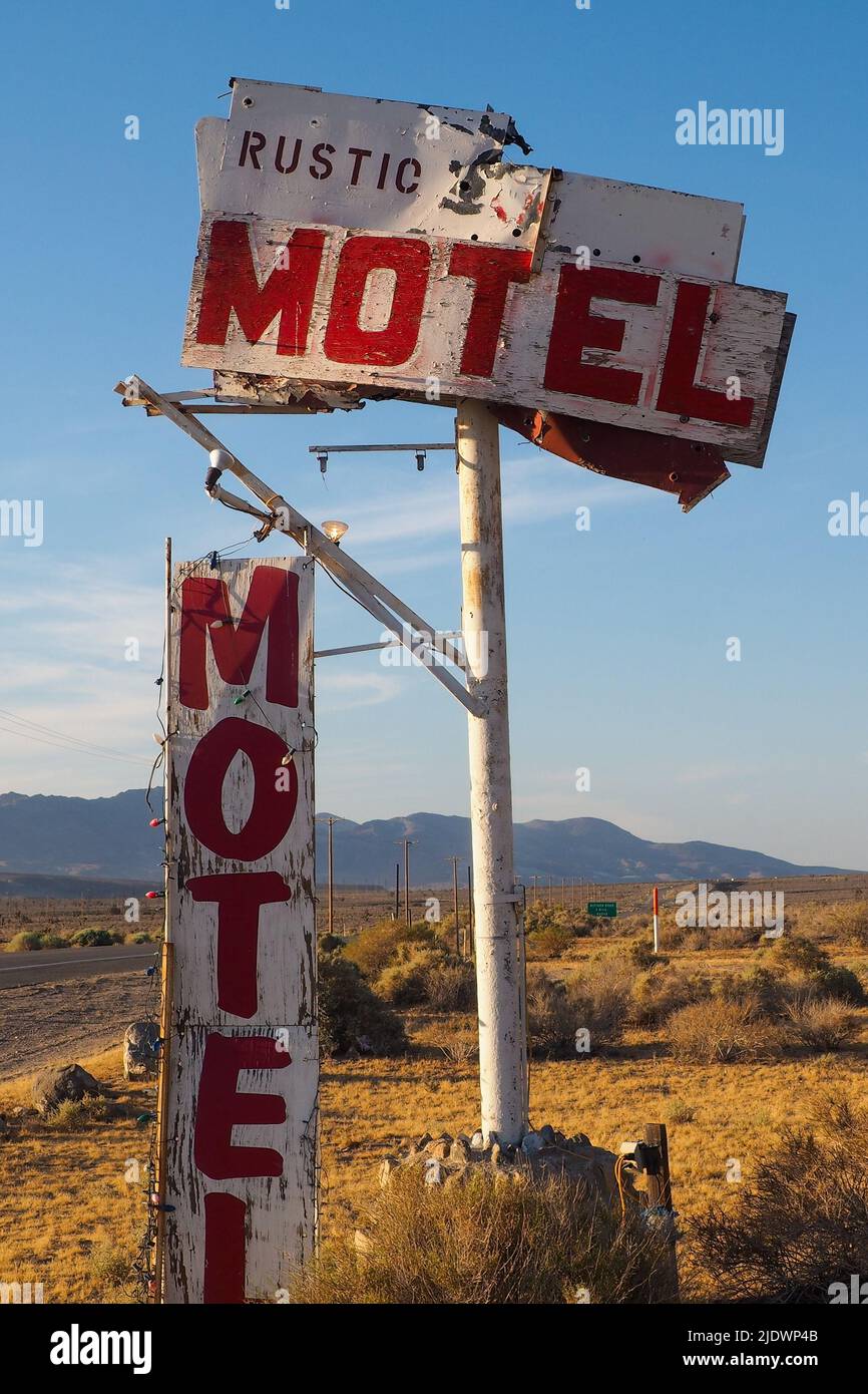 Creepy motel hi-res stock photography and images - Alamy