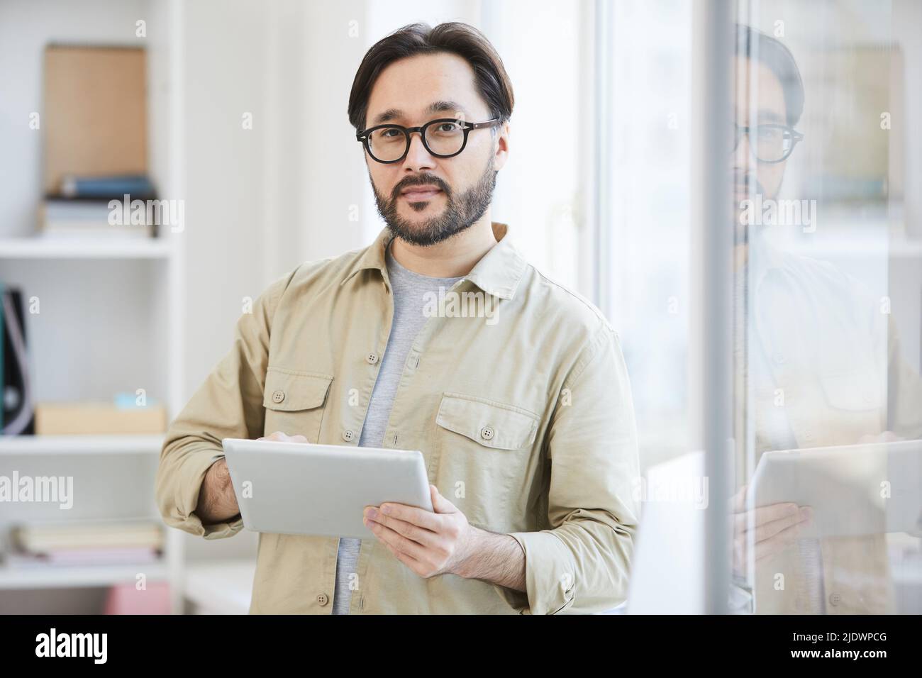 Serious planner hi-res stock photography and images - Alamy