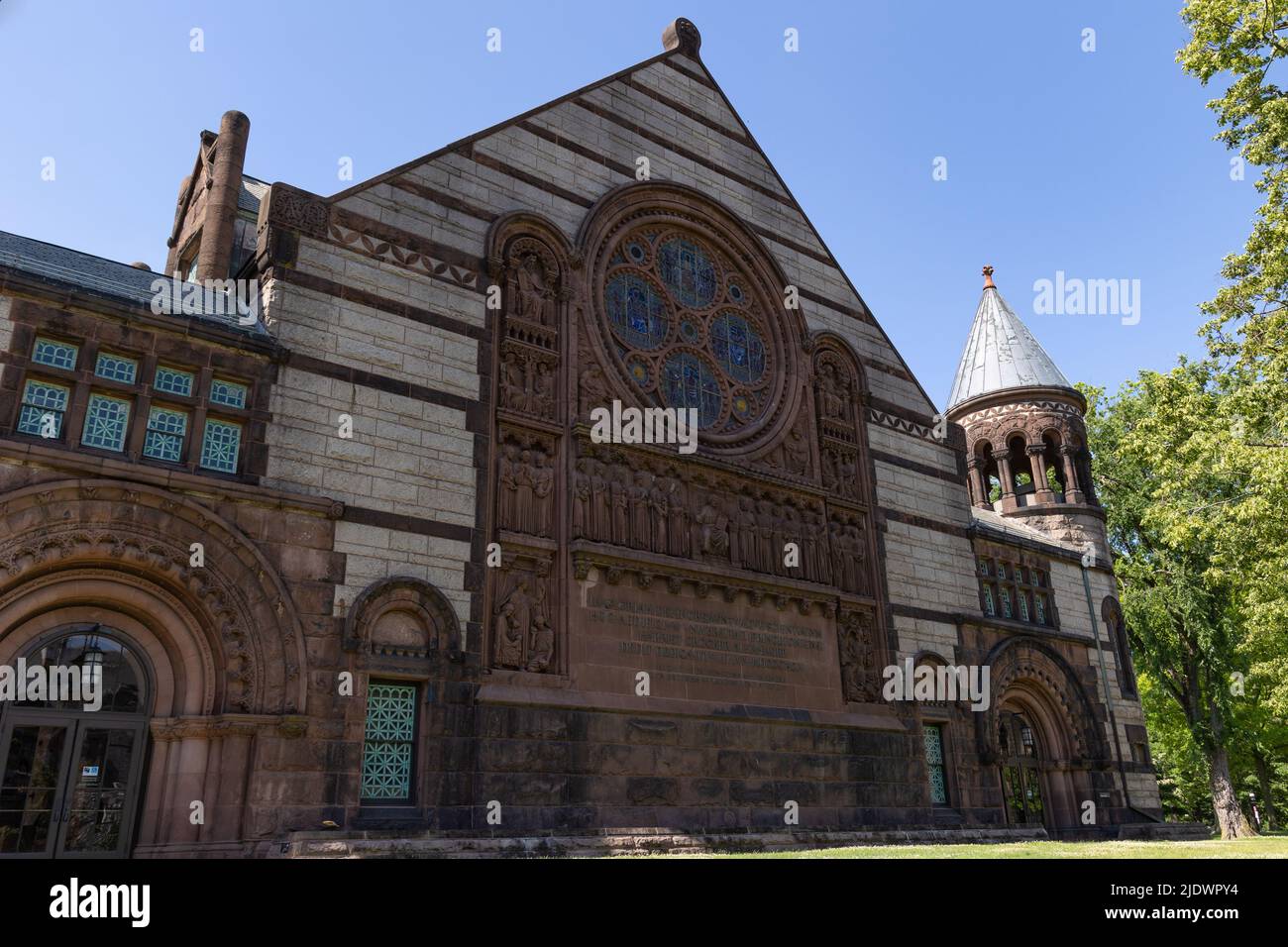 Academic building on the campus of Princeton University Stock Photo - Alamy