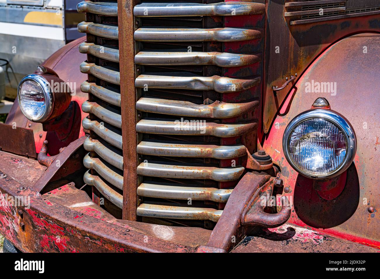 Front grill antique hi-res stock photography and images - Alamy