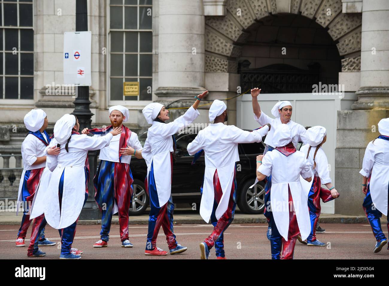 London, UK, 5th Jun 2022, Platinum Jubilee Pageant along the Mall ...