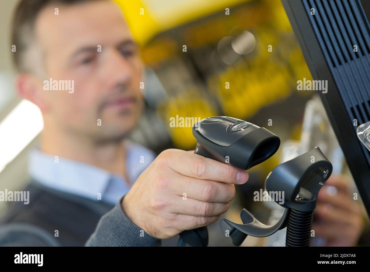 Scanning product hi-res stock photography and images - Alamy