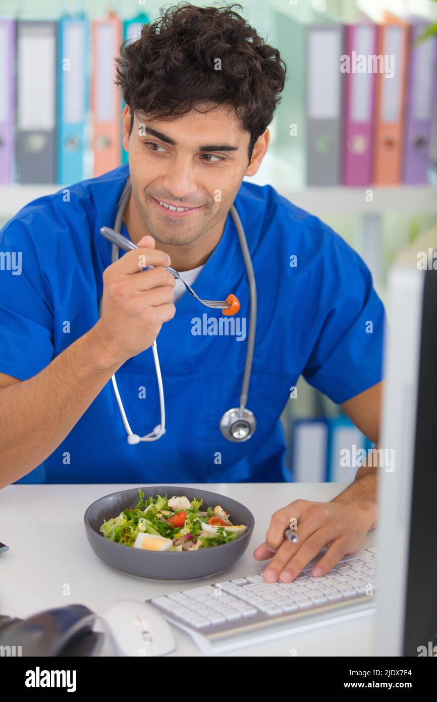 Male nutritionist hi-res stock photography and images - Alamy