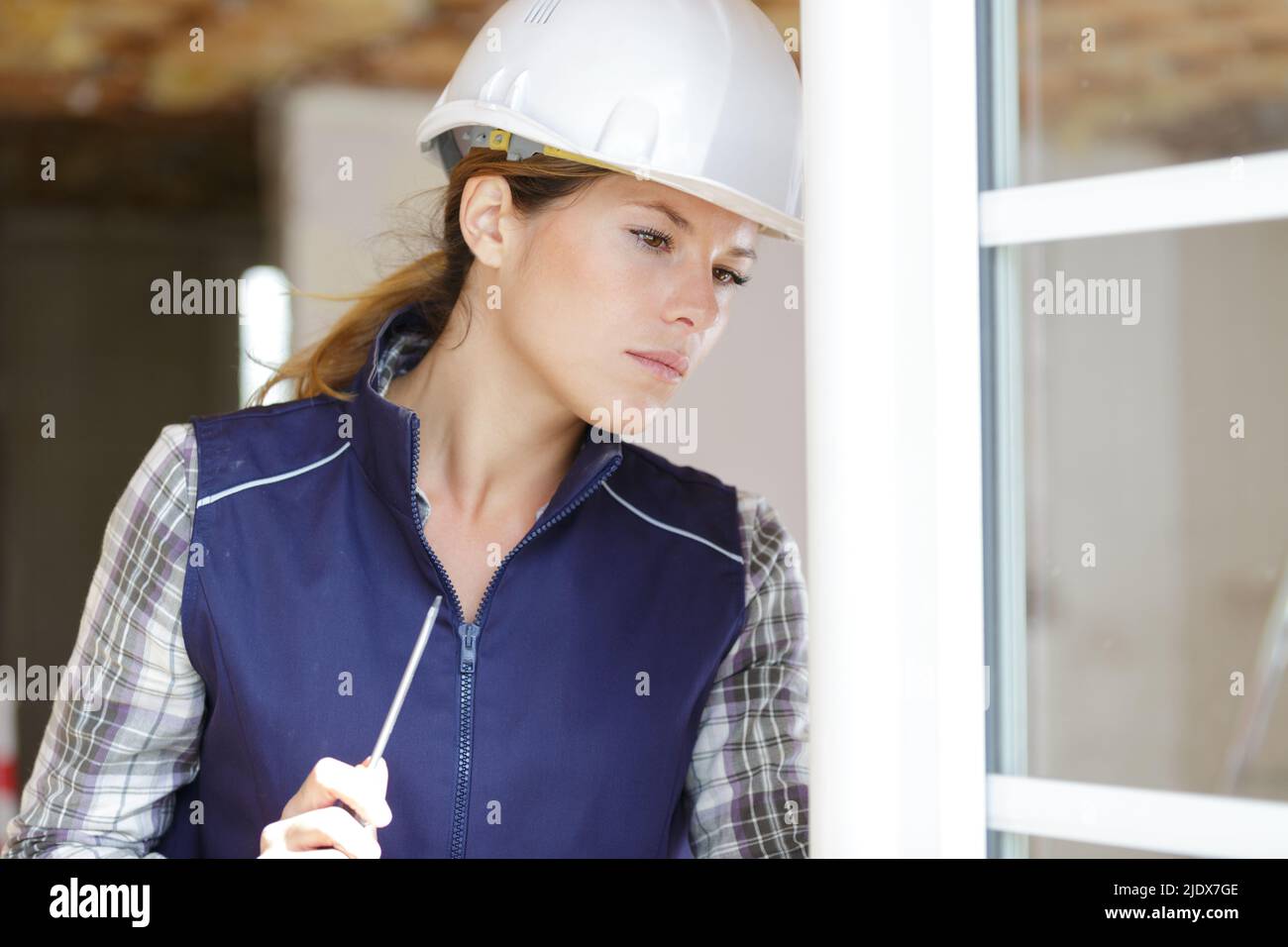 Female writing notes plans hi-res stock photography and images - Alamy
