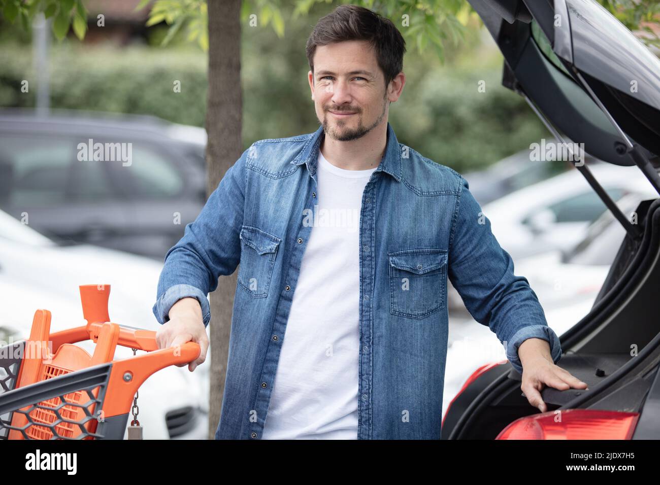 Using a trolly hi-res stock photography and images - Alamy