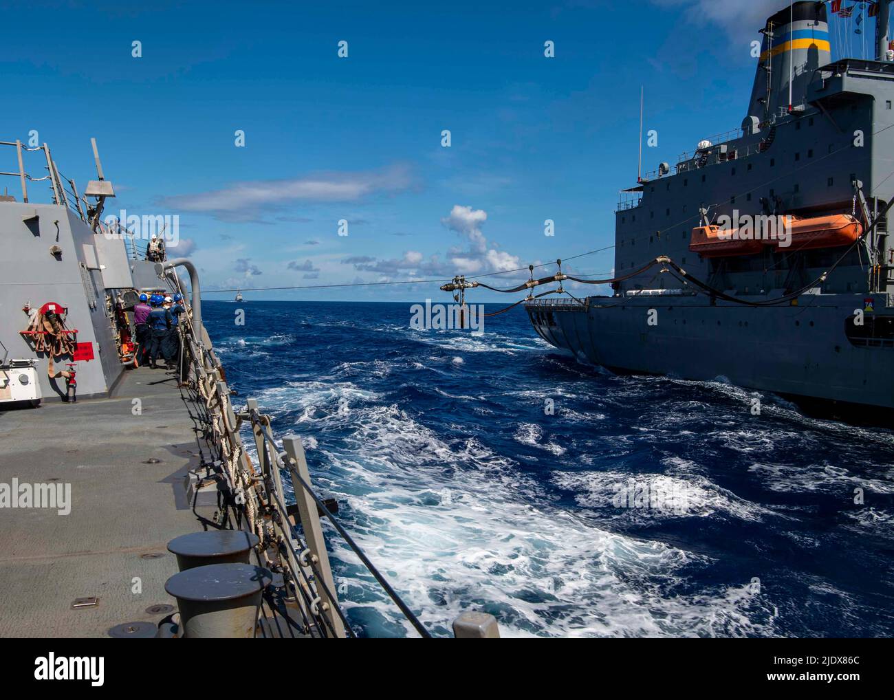 PACIFIC OCEAN (June 21, 2022) A fuel probe approaches the Arleigh Burke ...