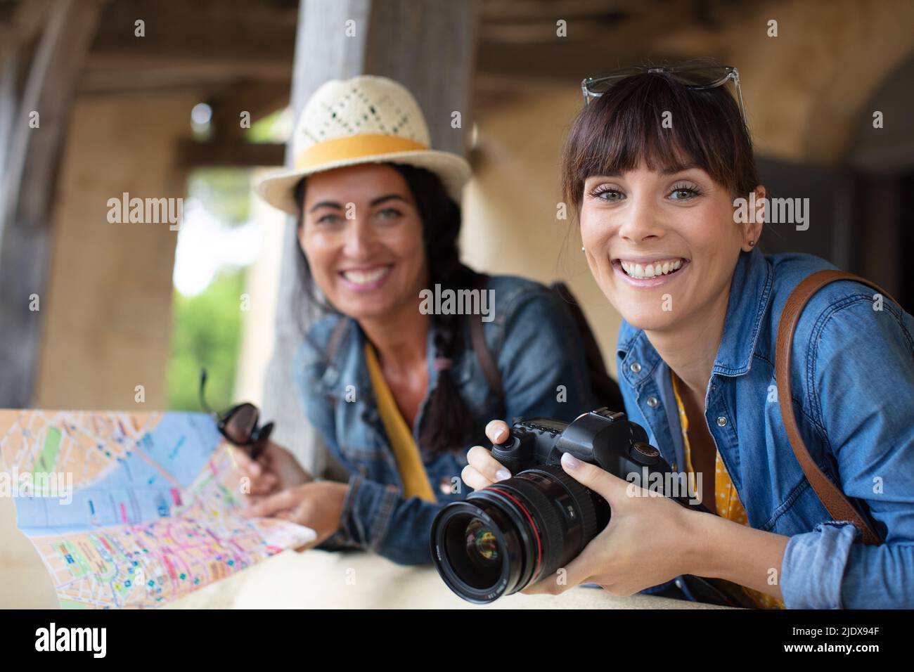 happy couple on a city break Stock Photo - Alamy